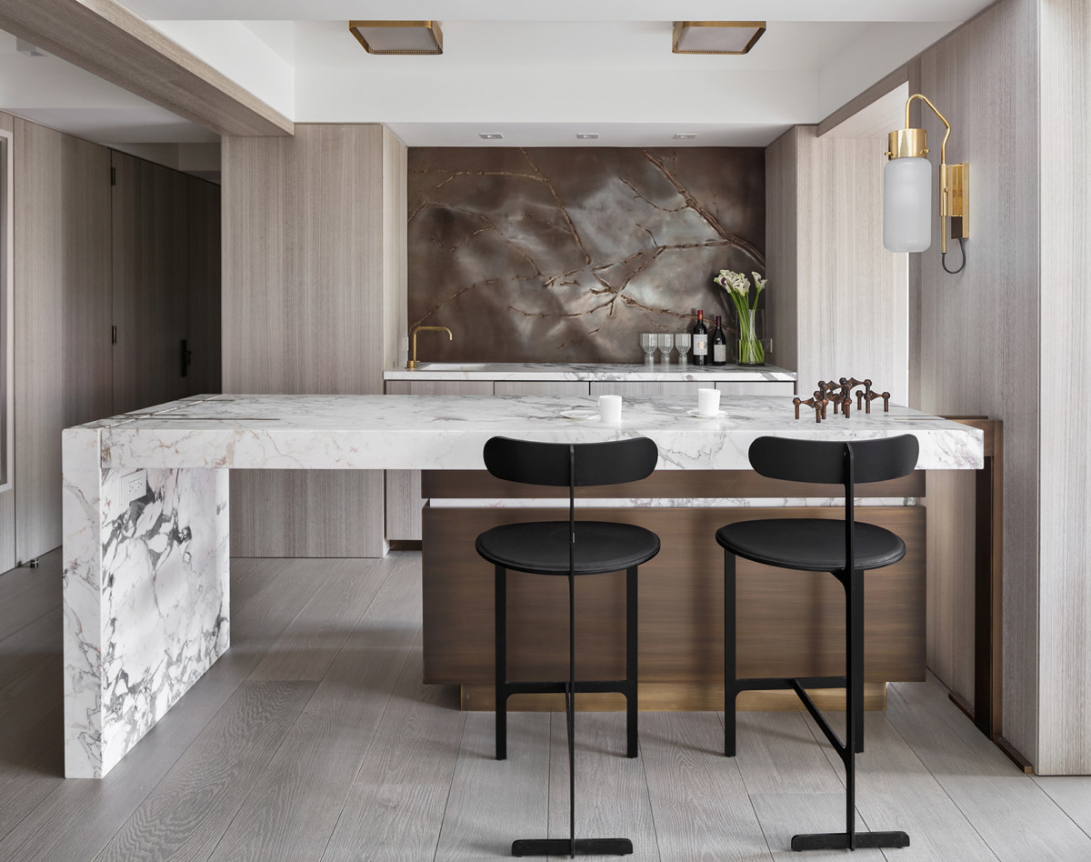 Before & After: Fifth Avenue Duplex Renovation - Workshop/APD