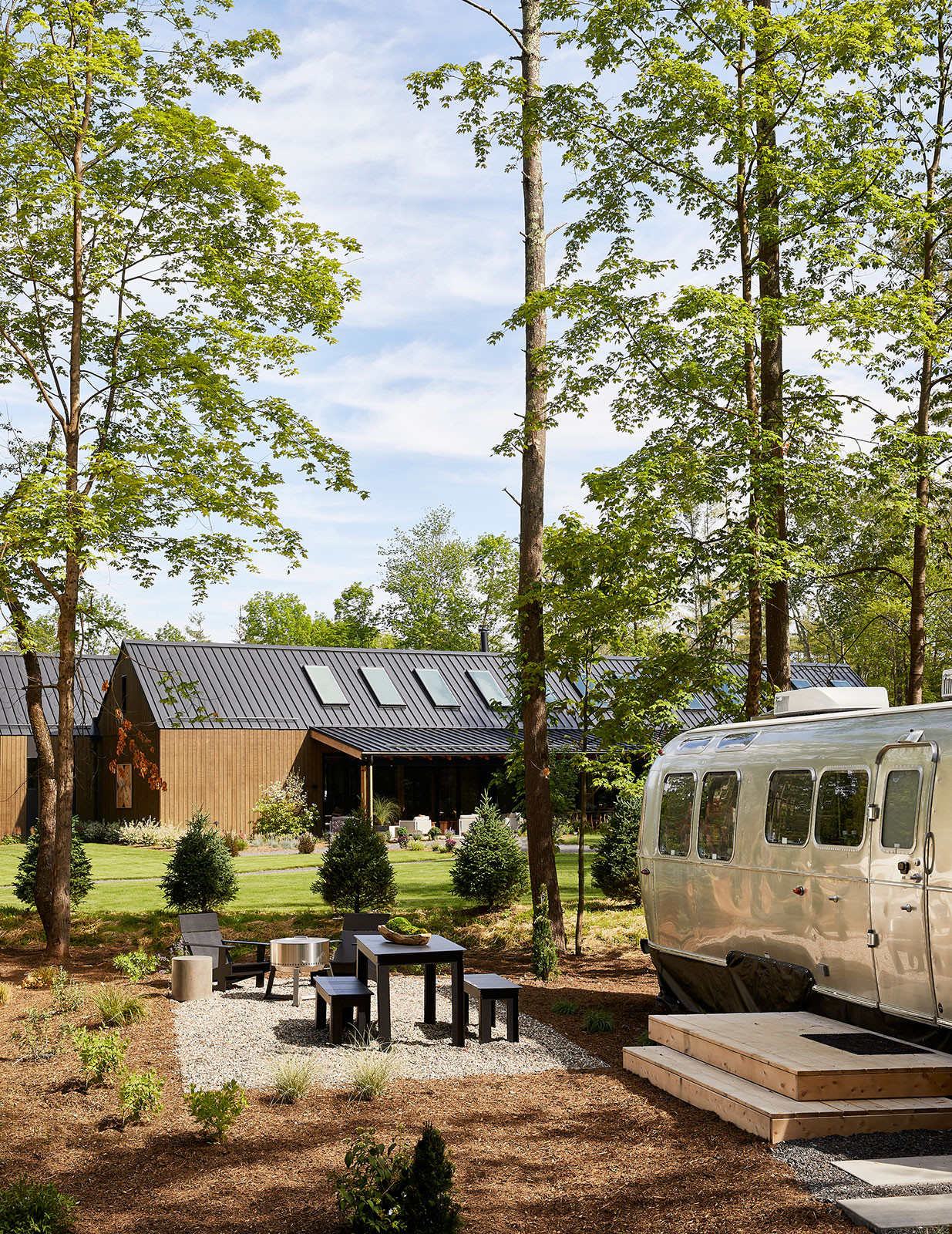 Luxury Hospitality: Natural Connections - Workshop/APD